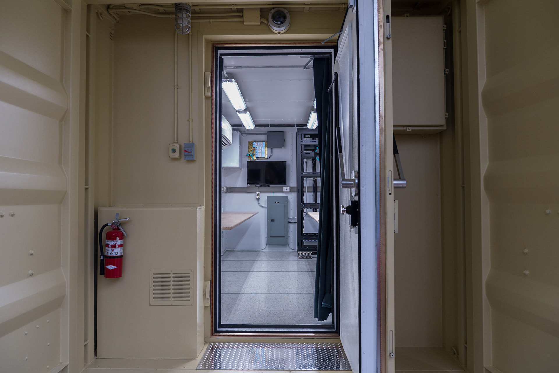 Deployable - Raymond EMC